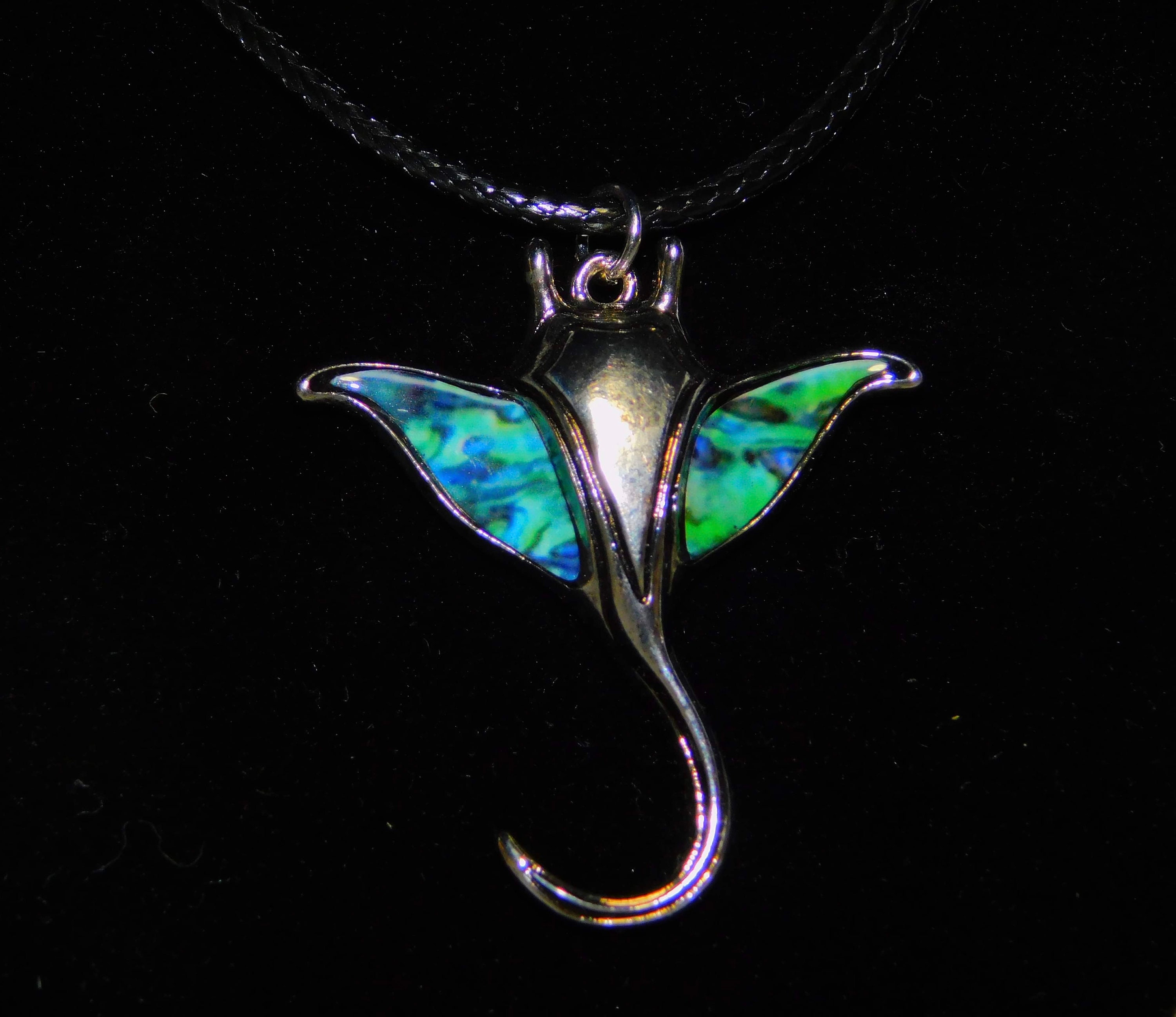 Manta Ray Necklace - Etsy