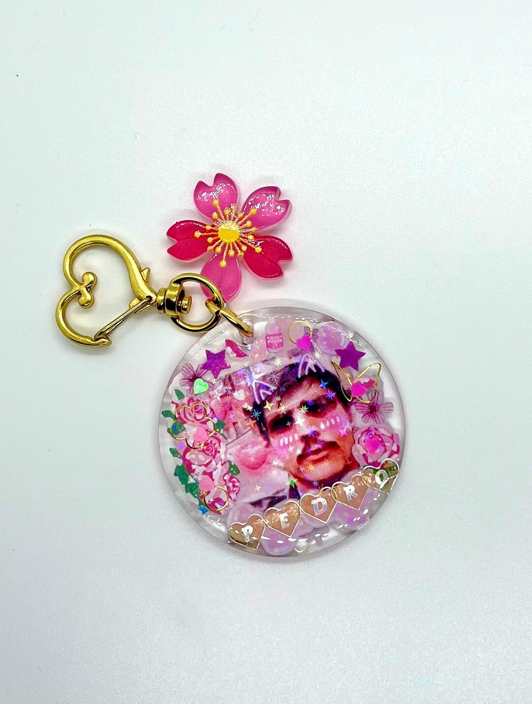 Pedro Pascal Resin Keychain - Etsy