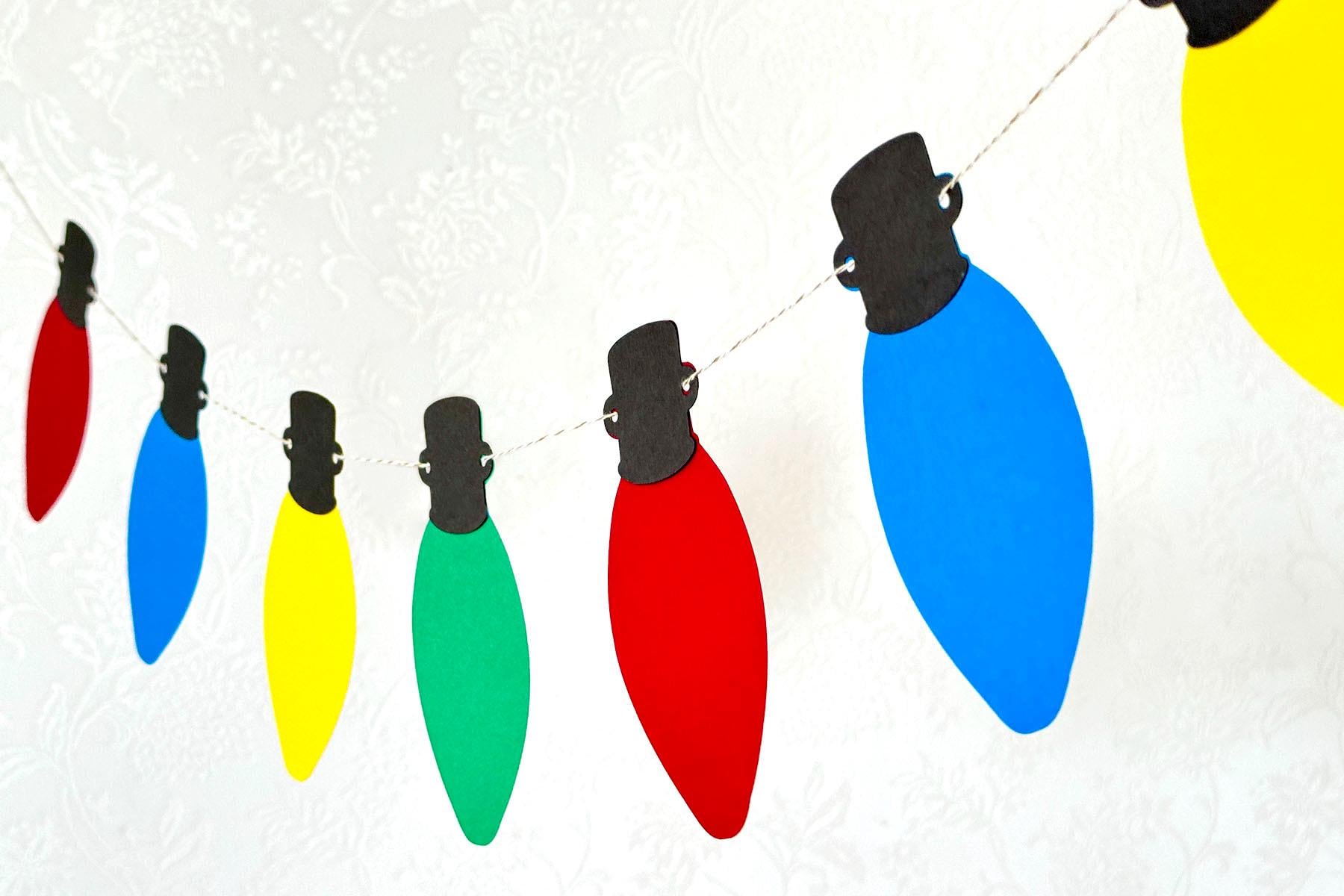 String Christmas Bulbs SVG Banner - Fairy Lights Holiday Party Bunting ...