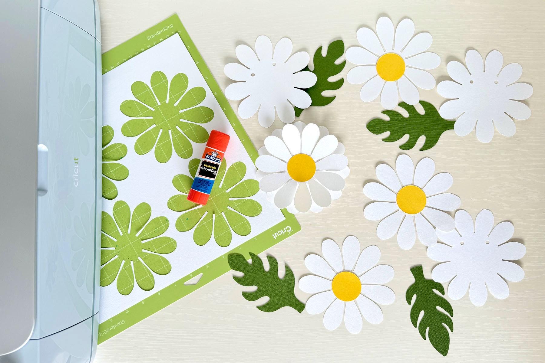 Daisy Chain SVG Garland / Floral Party, Baby Shower, Wedding, Gift ...