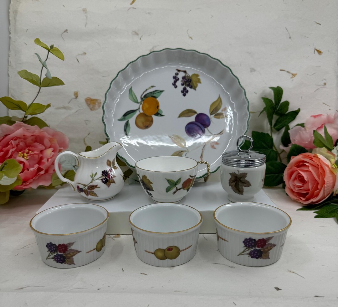 Vtg Royal Worcester Evesham Patterns Oven/table Baker Dish, Ramekins ...