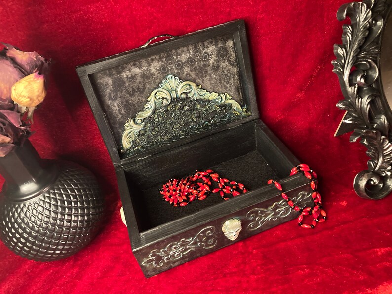 Skull Jewelry Box, Gothic Storage Box, Tarot Card Box, Trinket Box ...
