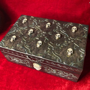 Skull Jewelry Box, Gothic Storage Box, Tarot Card Box, Trinket Box ...