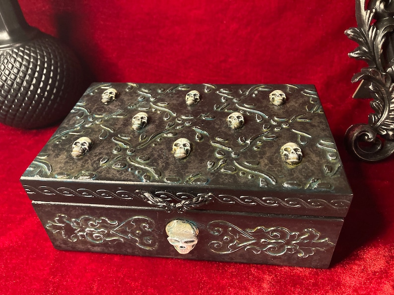 Skull Jewelry Box, Gothic Storage Box, Tarot Card Box, Trinket Box ...