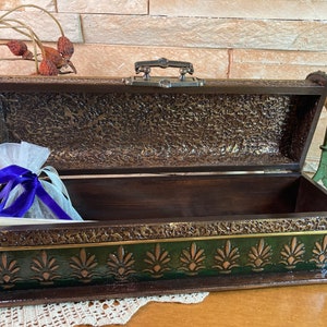Manifestation Box, Wish Box, Tarot Card Box, Altar Box, Spell Box ...