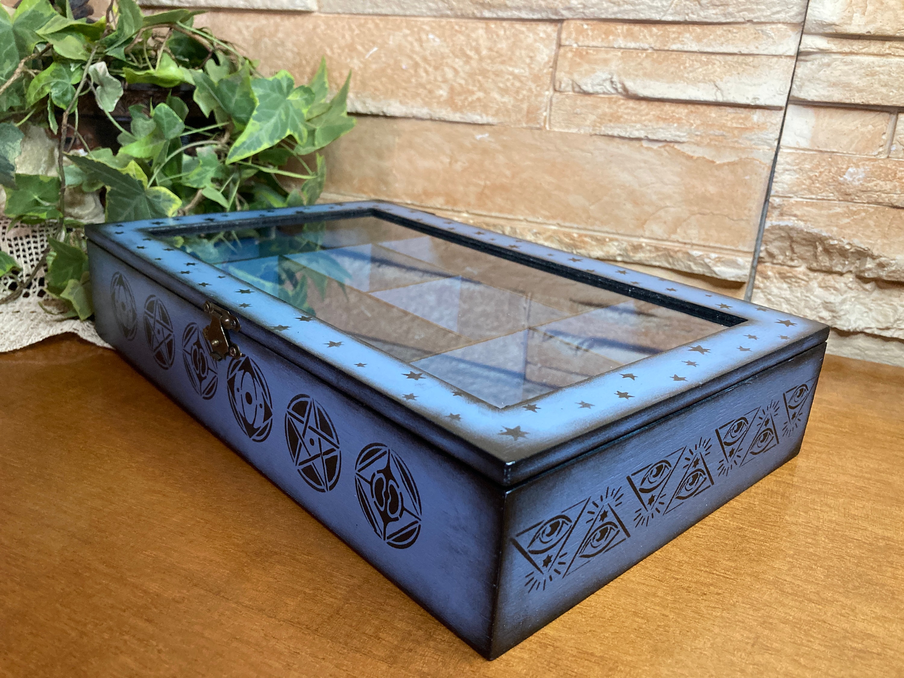 Moon Phase Wooden Crystal Storage Glass Lid Box , Crystals Display Box ...