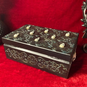 Skull Jewelry Box, Gothic Storage Box, Tarot Card Box, Trinket Box ...