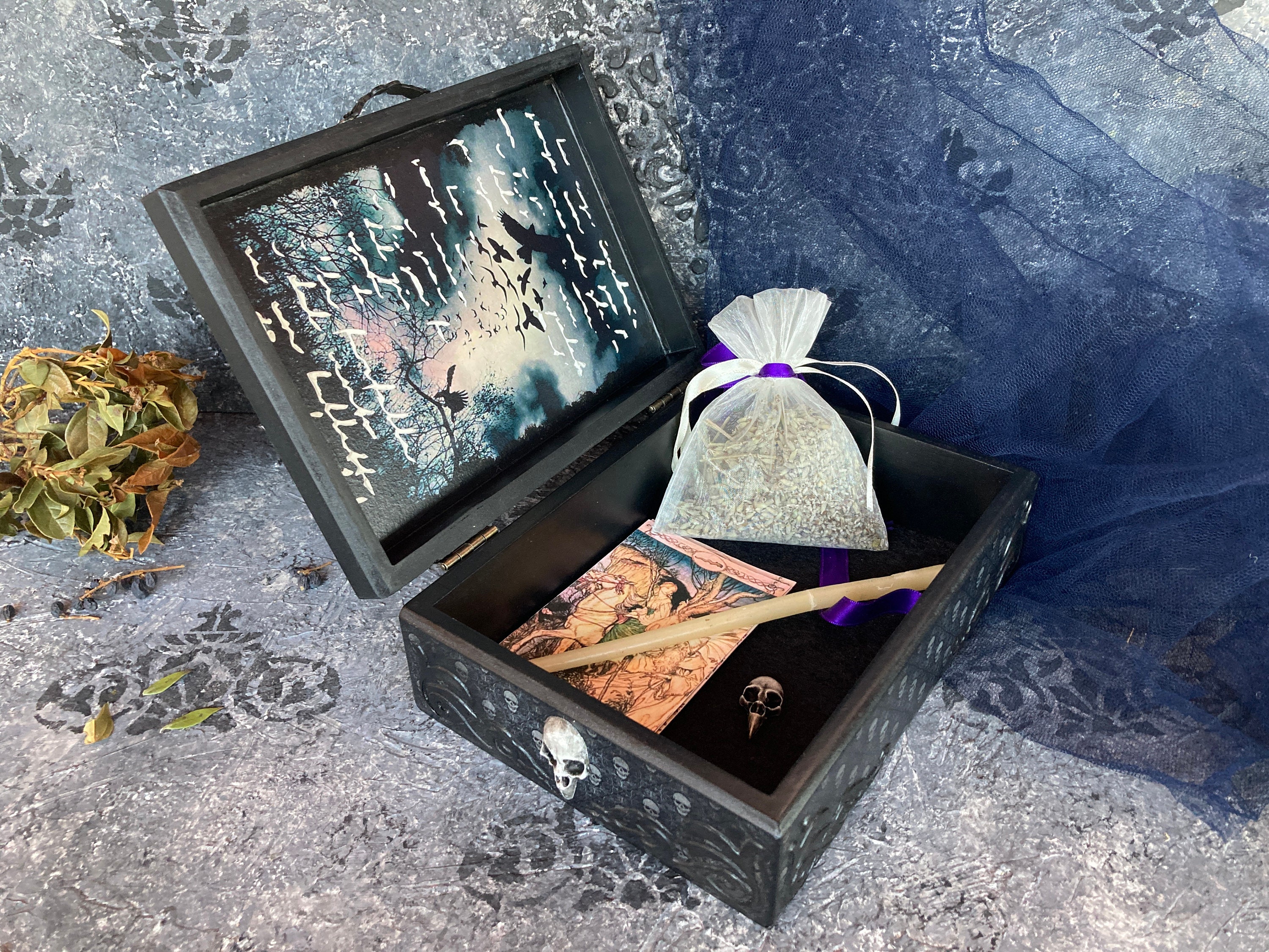Gothic Raven Decorative Stash Box, Jewelry Box, Tarot Card Holder, Crow ...