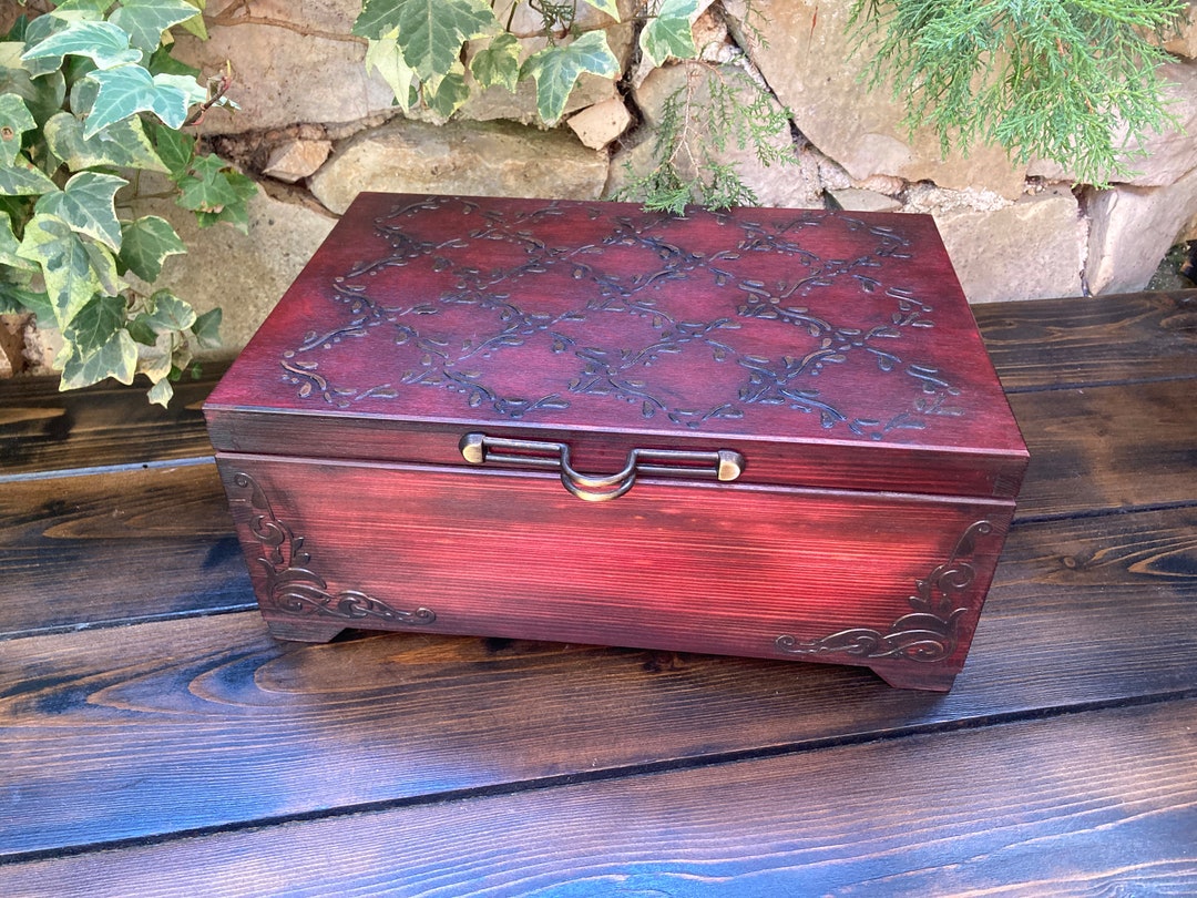Memory Storage Box, Wooden Gift and Keepsake Box, Burgundy Wooden Box ...
