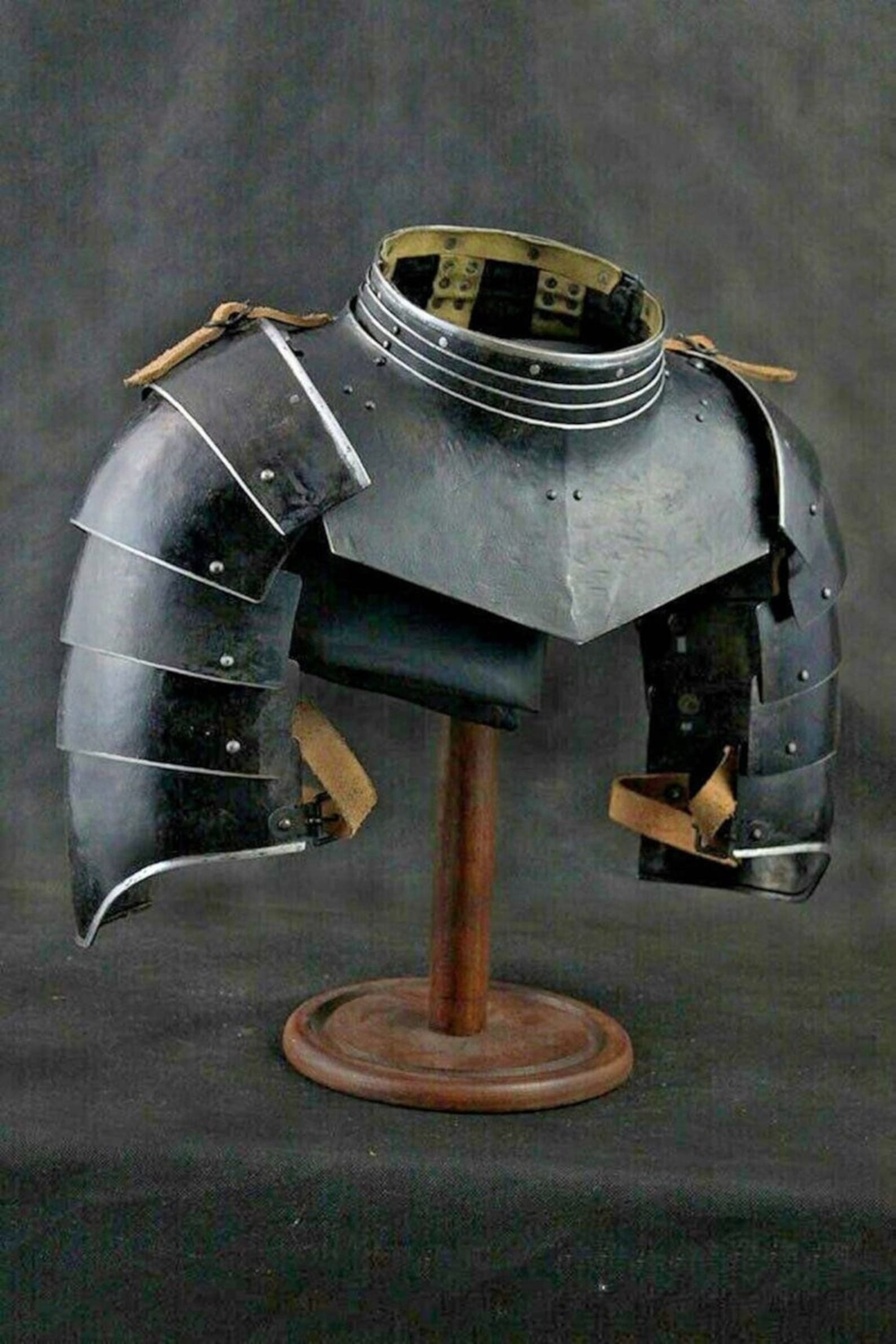 Medieval Gorget With Pauldrons Battel Ready Mediaeval Theme Best Gift ...