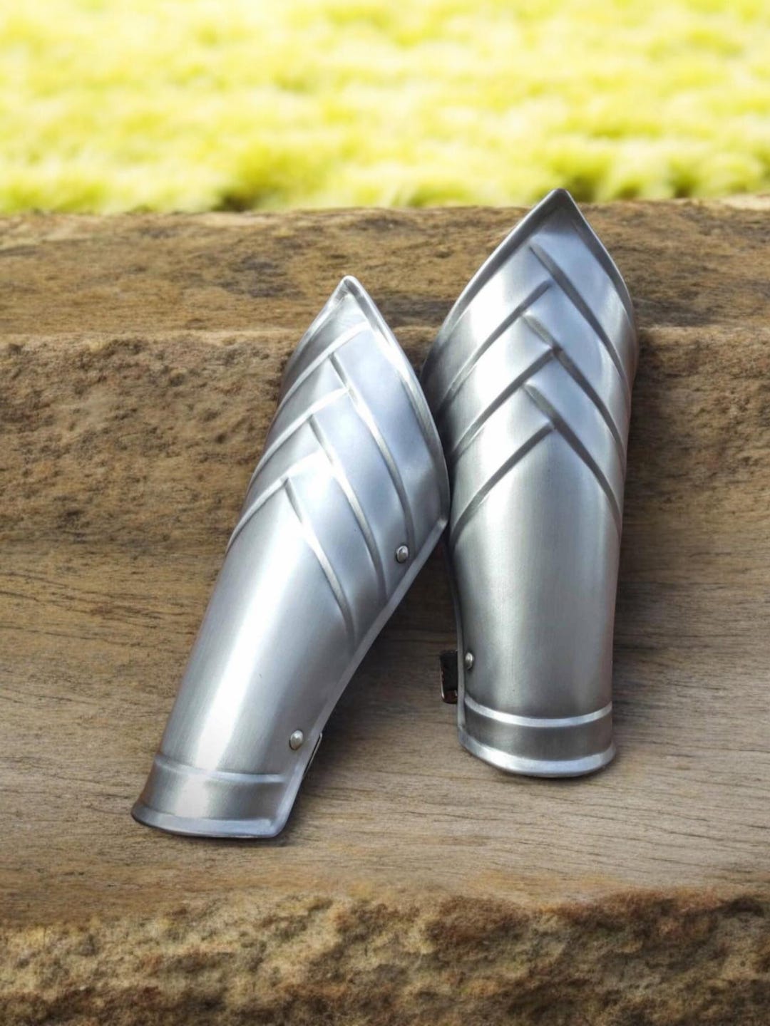 Medieval Knight Warrior Pair of Bracers Arm Larp Armor for Fantasy ...