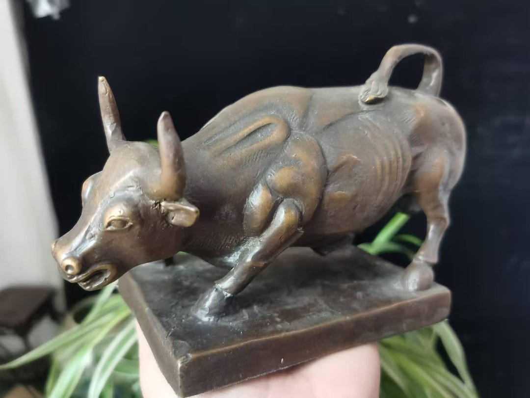 Retro Copper Cattle Statue Wall Street Bull Sculpture, Cow Ox Statuette ...