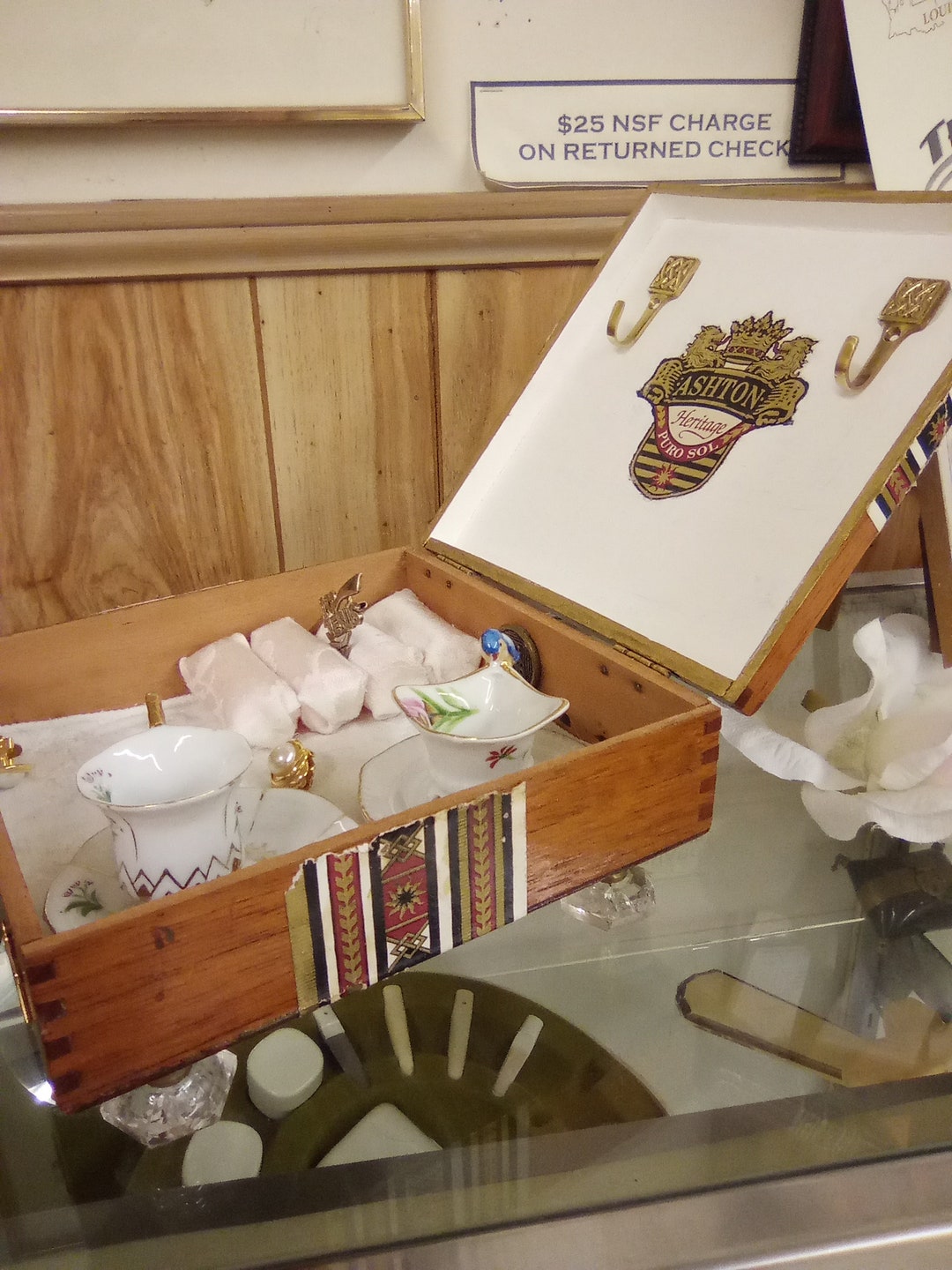 Altered Vintage Cigar Box Into a Jewelry Box - Etsy