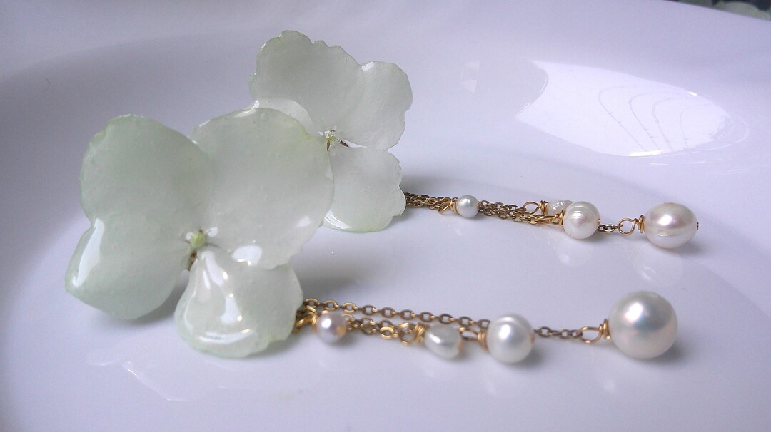 Hydrangea and Freshwater Pearls - Etsy