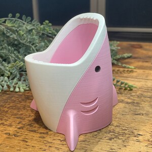 Shark Pencil Pot & Storage I Awesome Gift for Shark and Marine Life ...