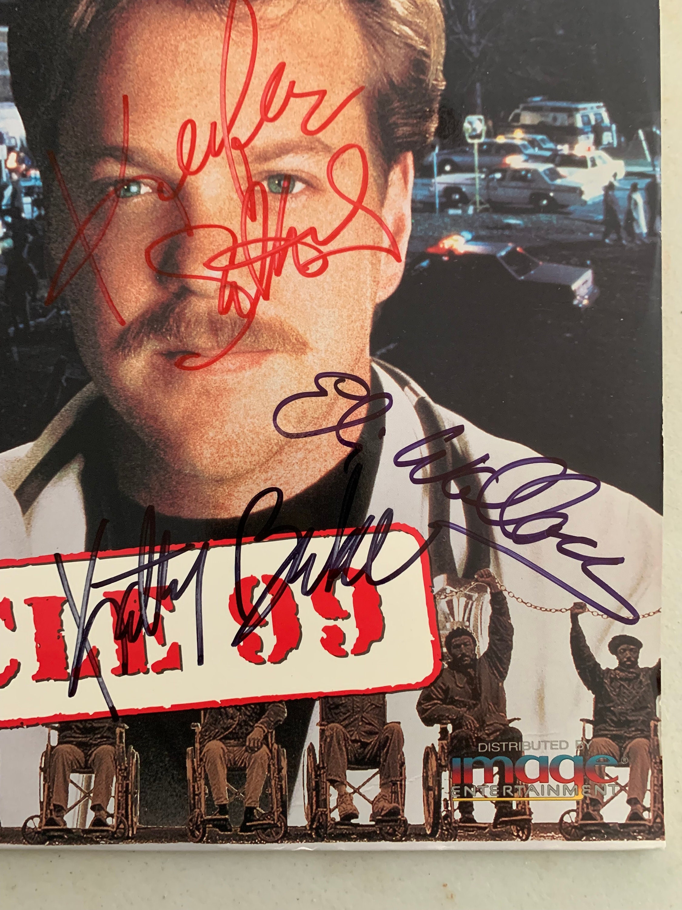 CAST AUTOGRAPH - Article 99 - Laserdisc - Signed by 7 Including Ray ...