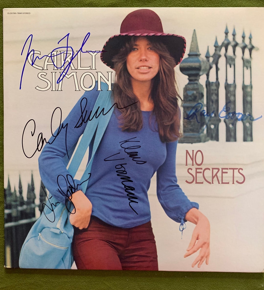 AUTOGRAPH Carly Simon No Secrets Album - Etsy