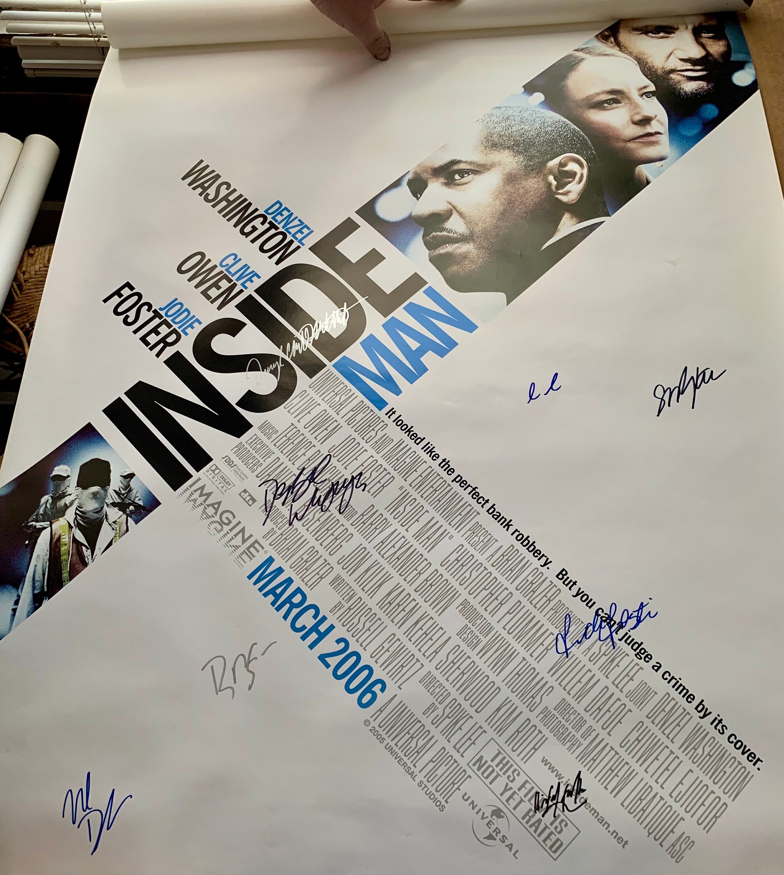 CAST AUTOGRAPH - Inside Man Movie Poster - Signed by 8 Including Denzel ...