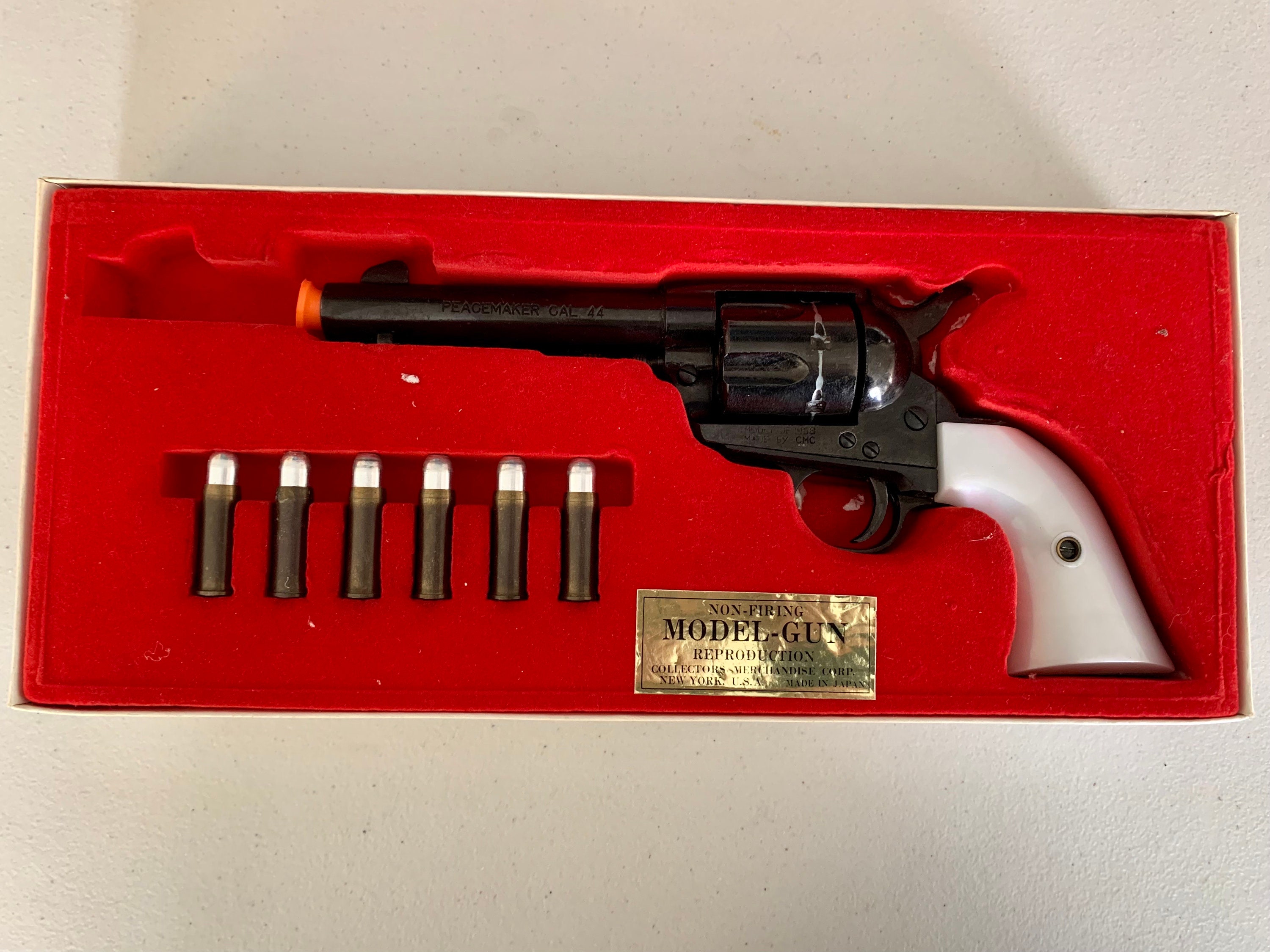 TOY CAP Gun Vintage CMC Peacemaker 44 Replica With Original Box Needs ...