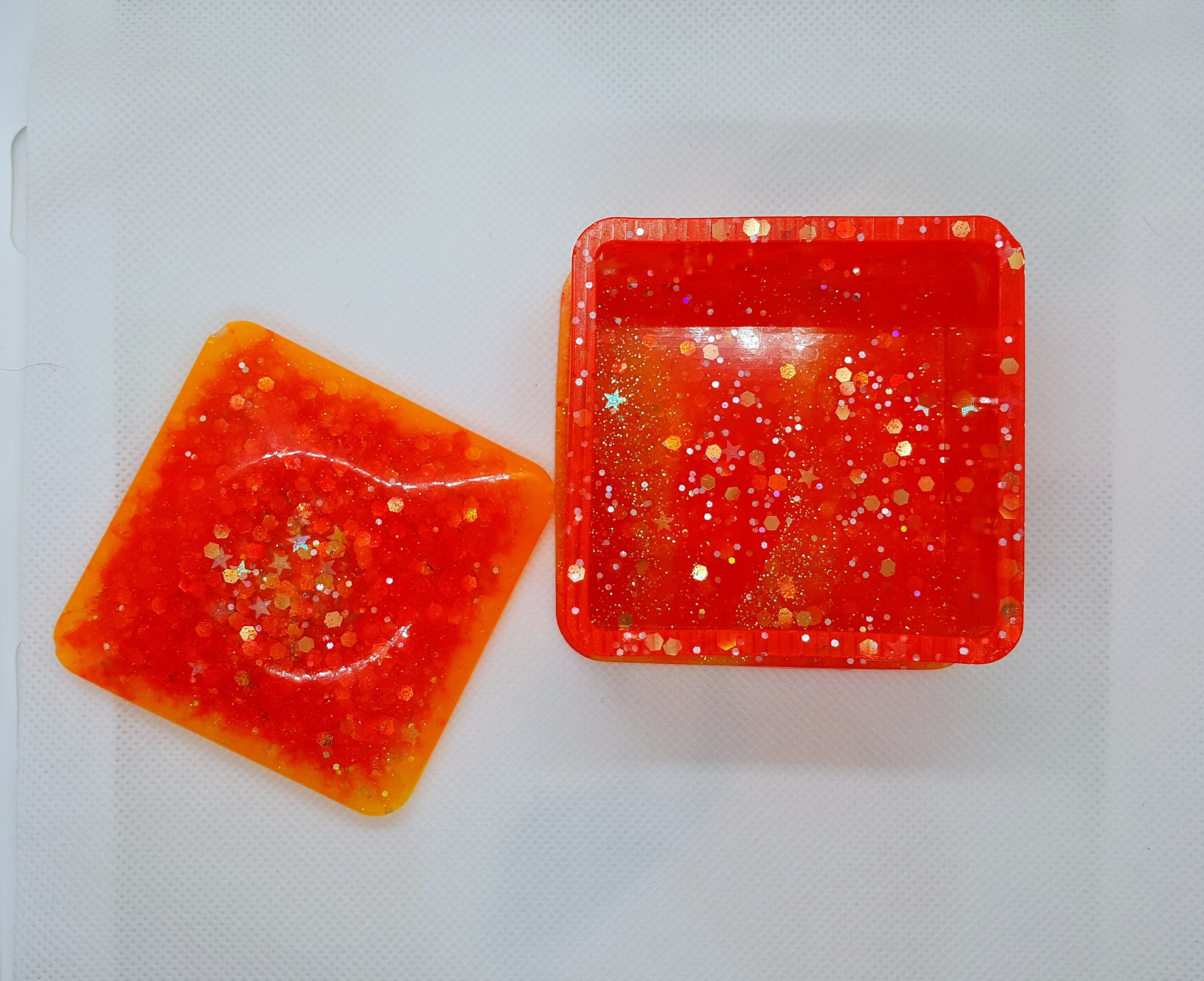 Square Epoxy Resin Trinket Box With Lid Neon Orange Resin Jewelry Dish ...