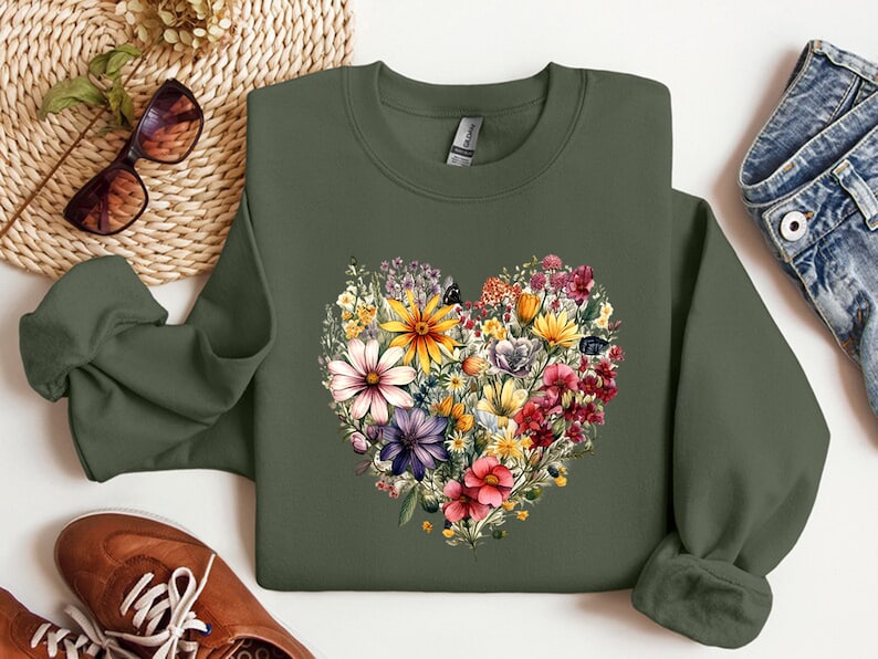 Vintage Pressed Flowers Sweatshirt, Boho Cottagecore Crewneck, Pastel ...