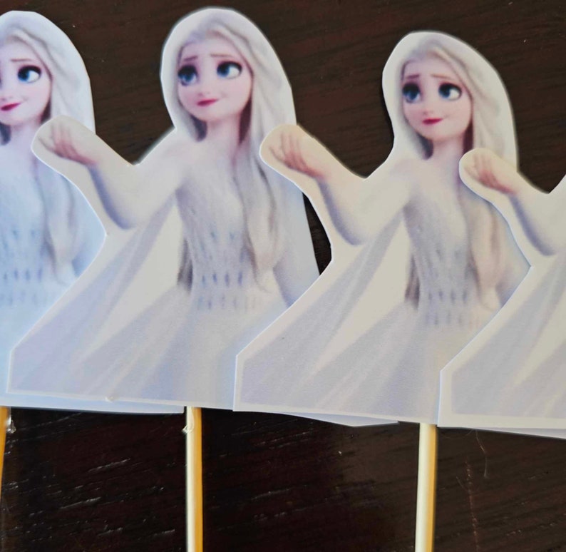 Frozen 2 Cupcake Topper Frozencupcake Toppers Cupcake Toppers Frozen ...