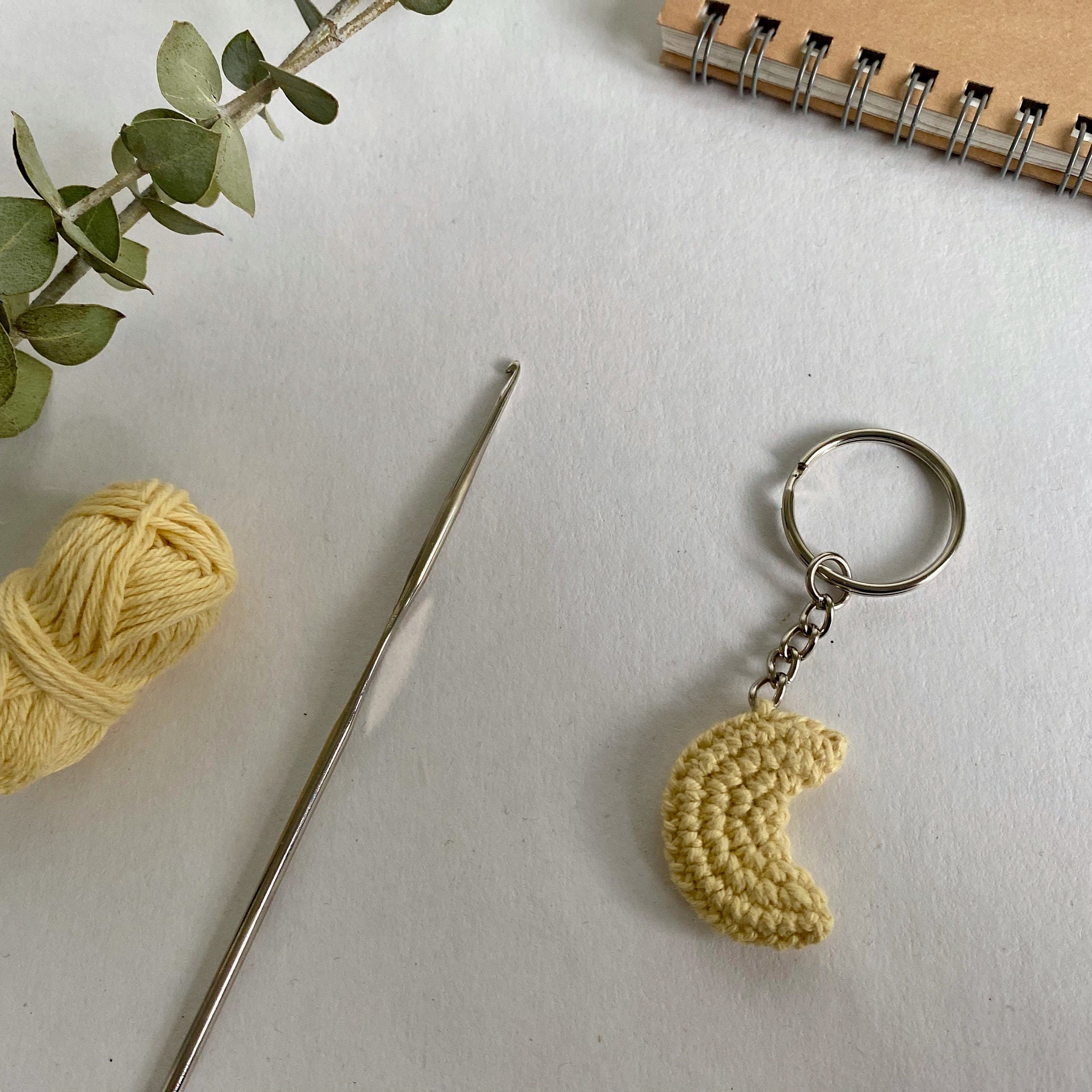 PATTERN: Moon and Saturn Keychain Crochet Moon and Saturn Handmade ...