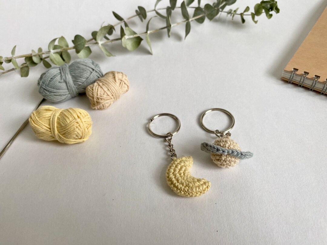 PATTERN: Moon and Saturn Keychain | Crochet Moon and Saturn | Handmade ...