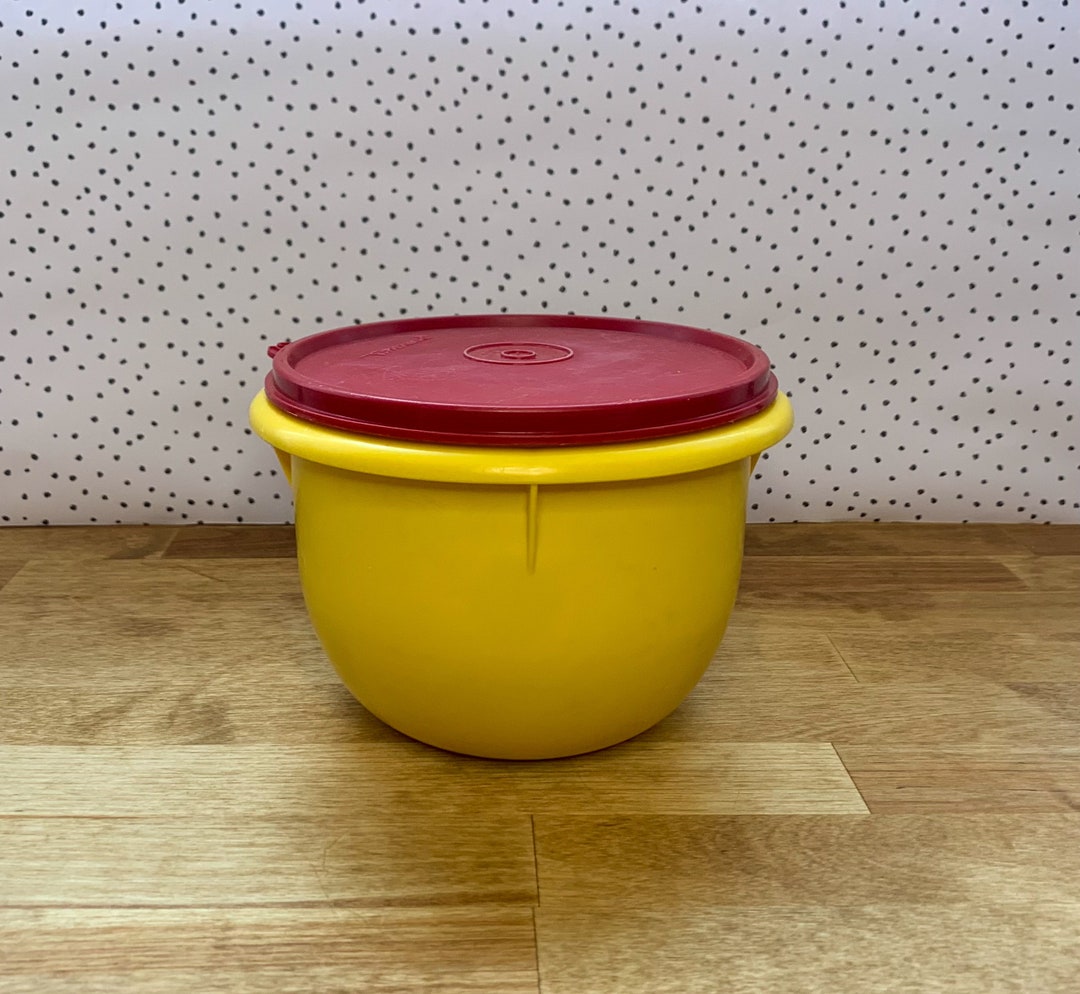 Vintage Tupperware 270 Yellow Bowl With Red Lid, 4.5 Cup Capacity - Etsy