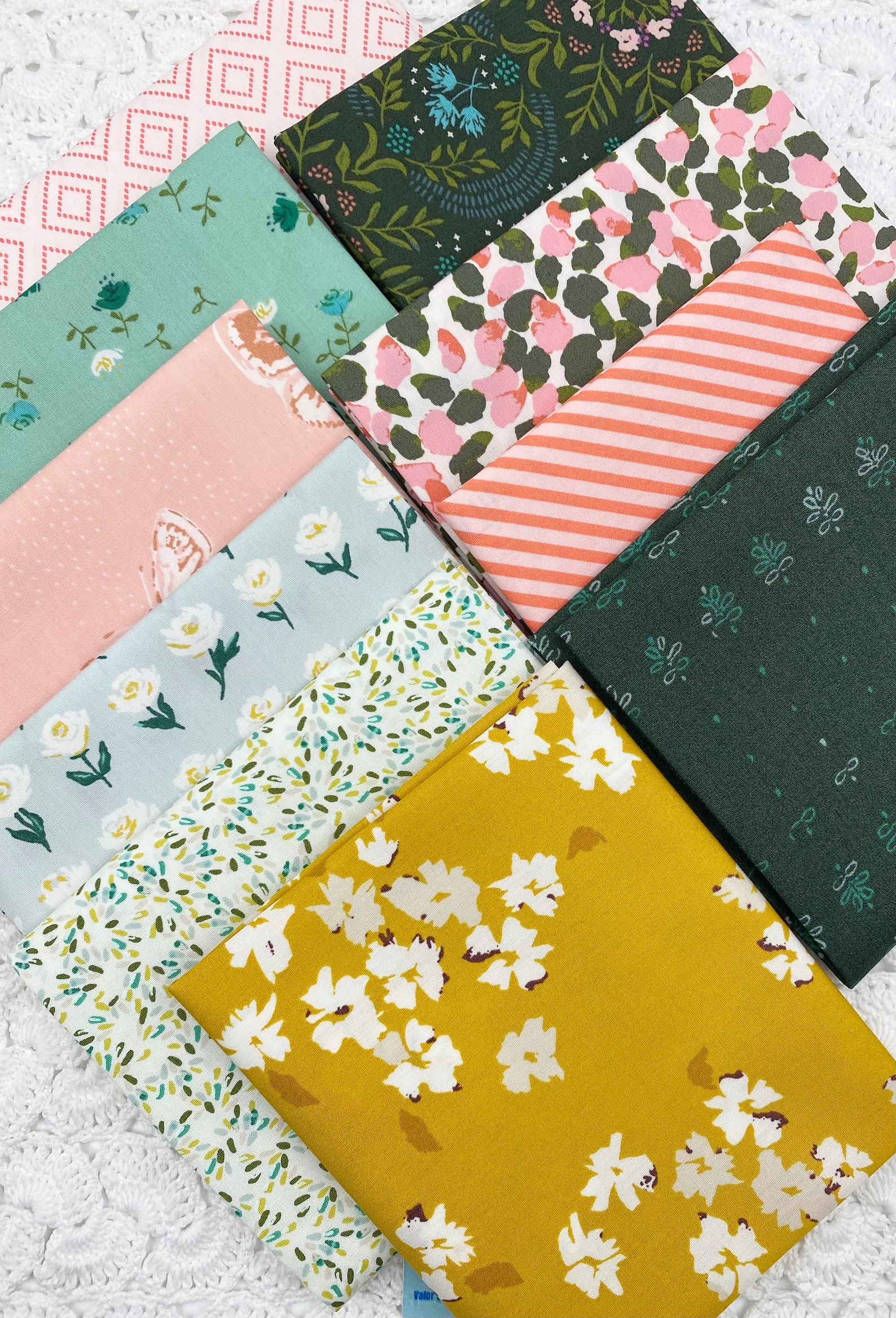 Amy Sinibaldi Color Master Designer's Palette 10 Fat Quarter Bundle ...