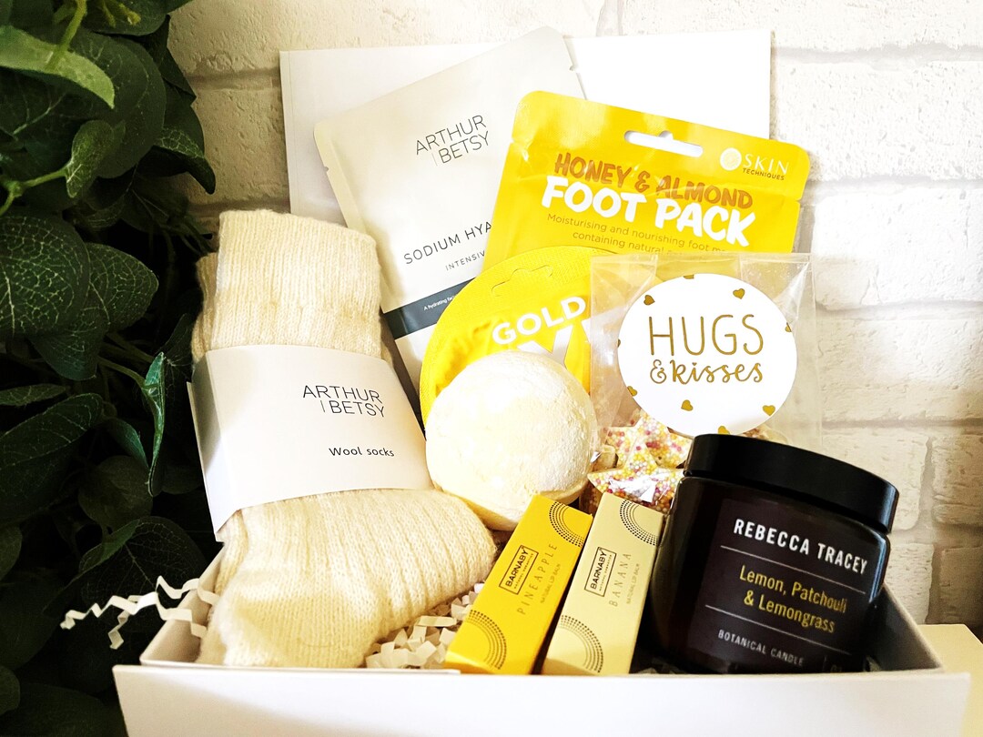 Send Happy Hugs + Kisses Pamper Gift Box: Spa @ Home Uplifting Treats ...