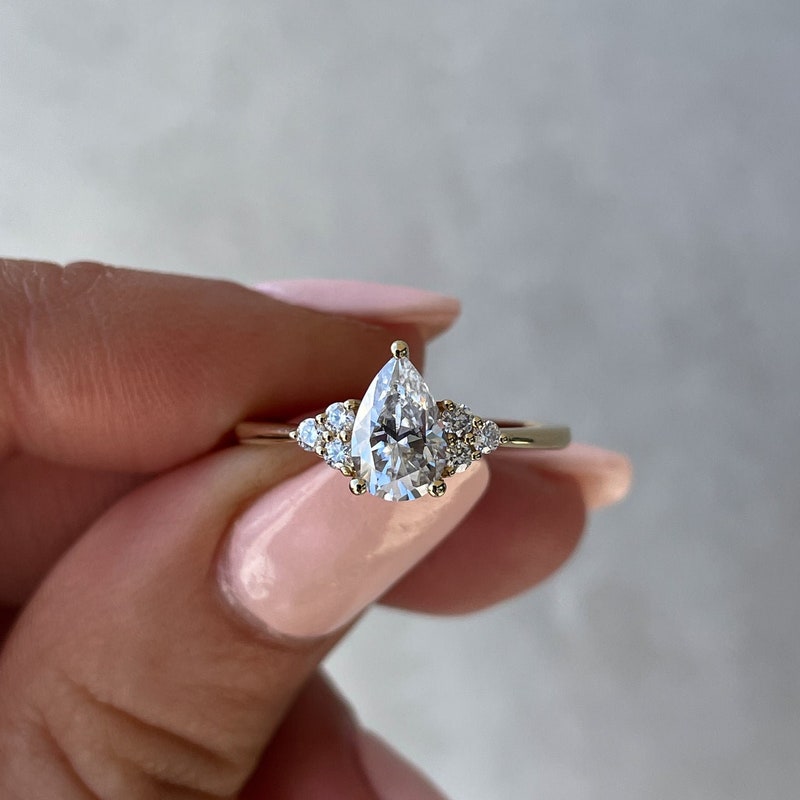 Pear Engagement Ring - Etsy