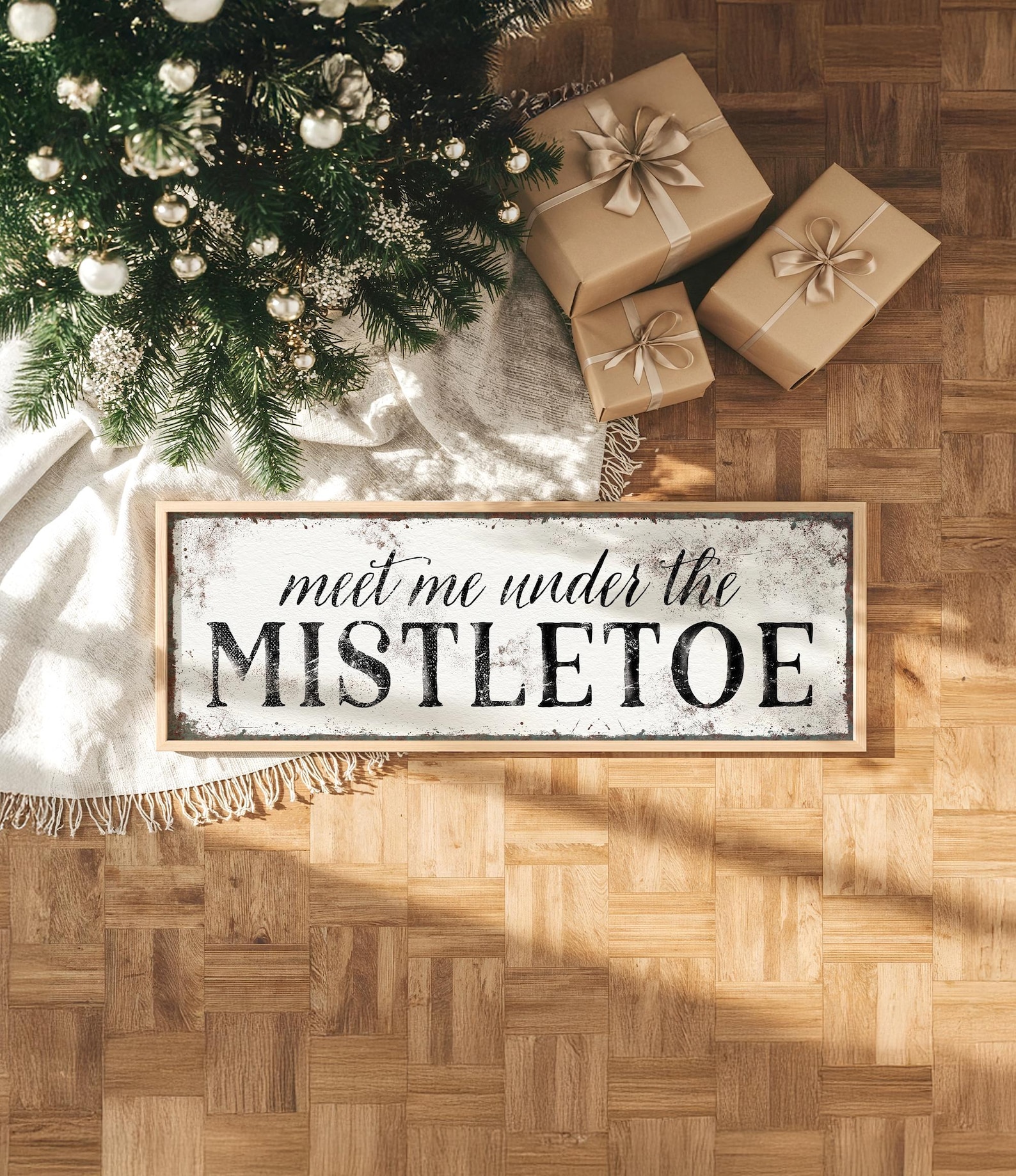 Meet Me Under the Mistletoe Sign: Vintage Farmhouse Christmas Decor ...