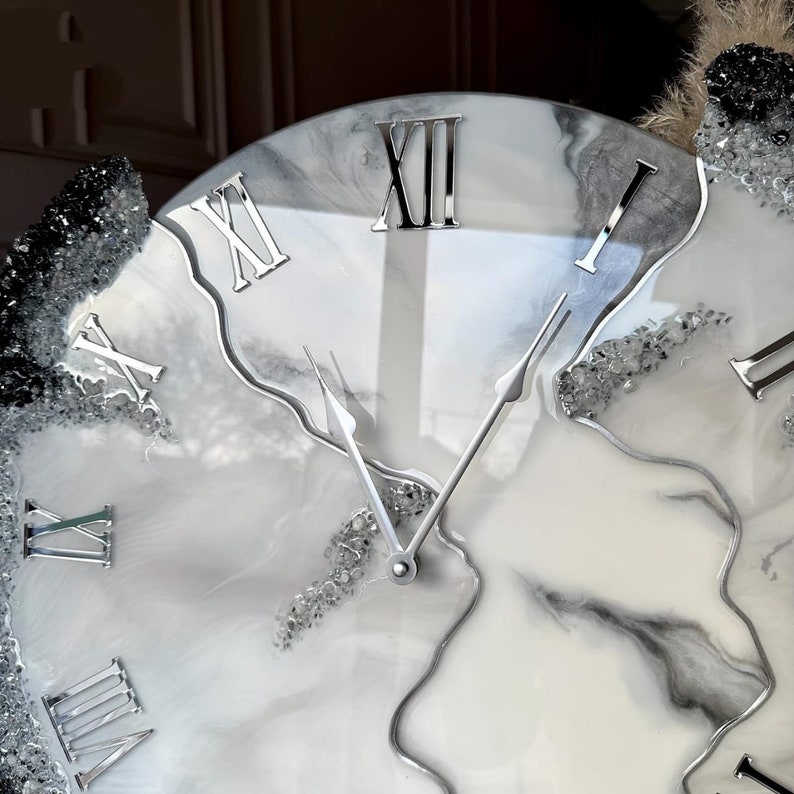 Fancy Resin Wall Clock Personalized Resin Wall Watch Designer Resin ...