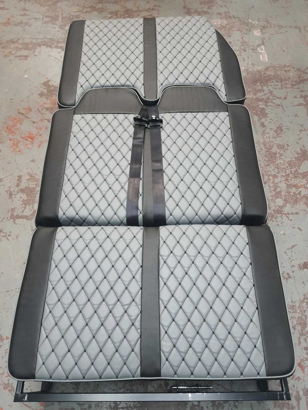 Rock & Roll Bed VW Caddy Alphard Connect Bongo Elgrand Seatbelts Low ...