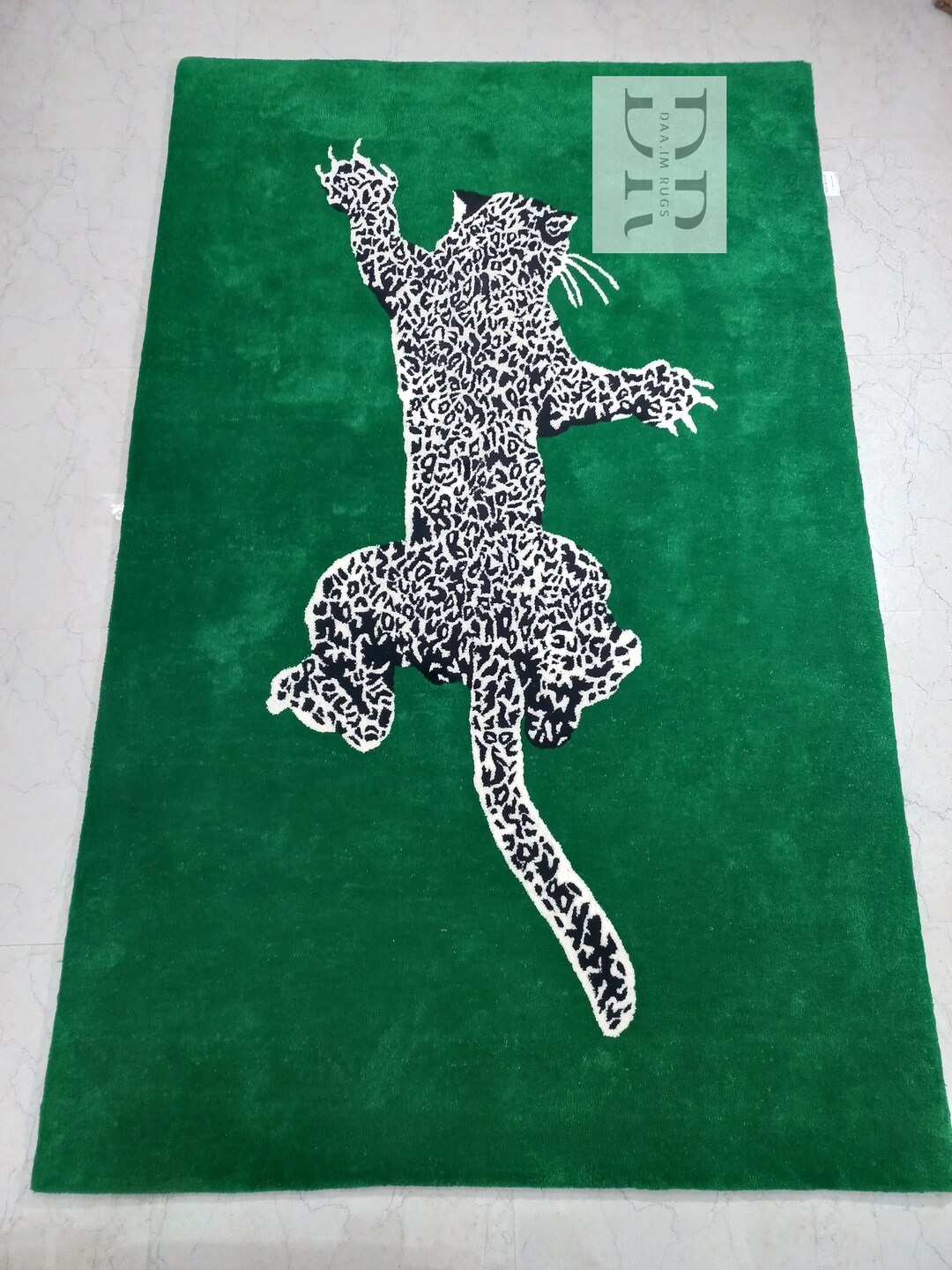 CLIMBING LEOPARD RUG, Leopard Rug, Animal Rug, Hand Tufted Wool Rug for ...