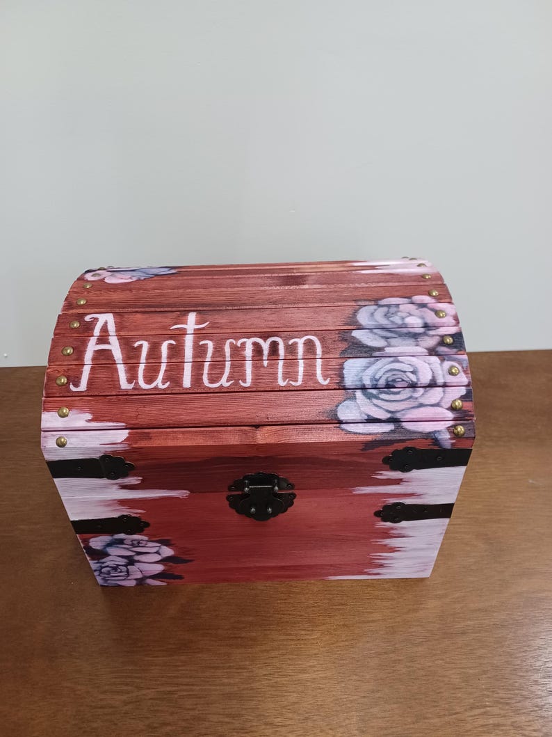 Custom Large Chest With Names - Etsy