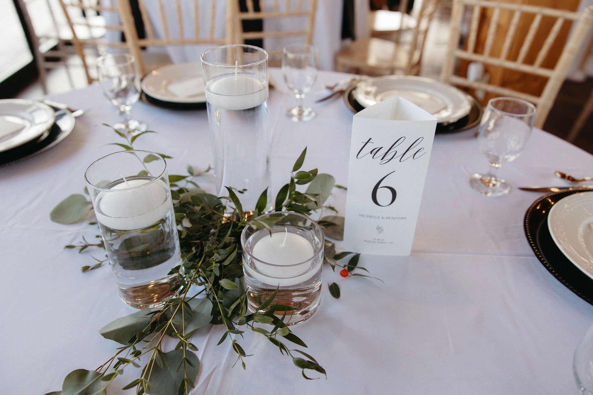 Personalized Tri-fold Wedding Table Number With Menu and QR Code ...