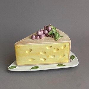 Cheese Dome | Elegant Cheese Cover, Hand-painted Dutch Design, Perfect ...