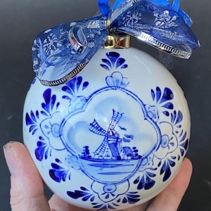 Hand-painted Delft Blue Christmas Ornaments | Dutch Tradition | 2 Sizes ...