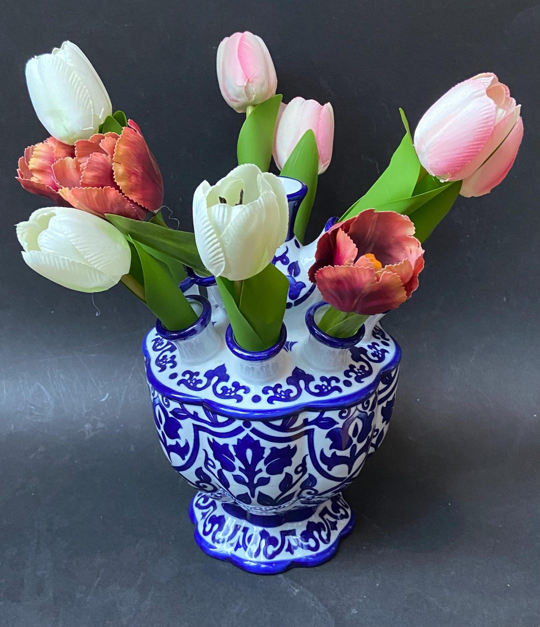 Hand-painted Delft Blue Vase With Tulip Design – Traditional Dutch ...
