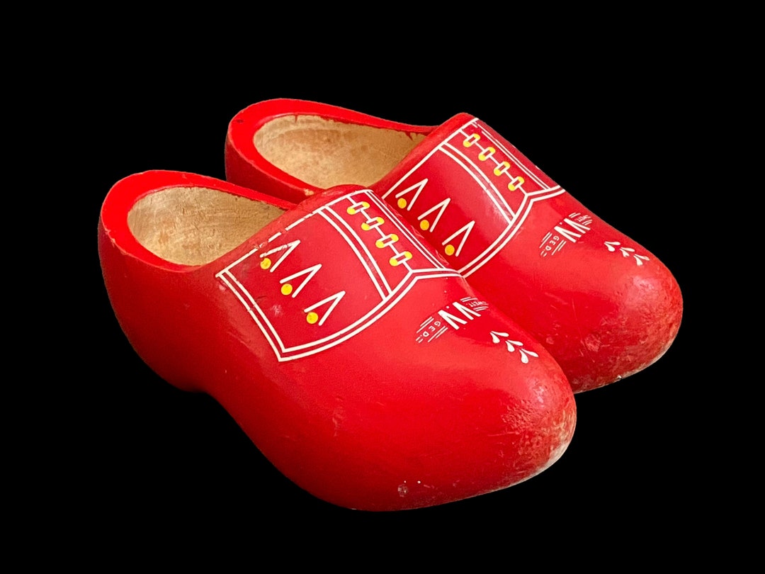 Dutch Wooden Holland Shoes, Traditional Footwear Clogs Slippers Wooden ...