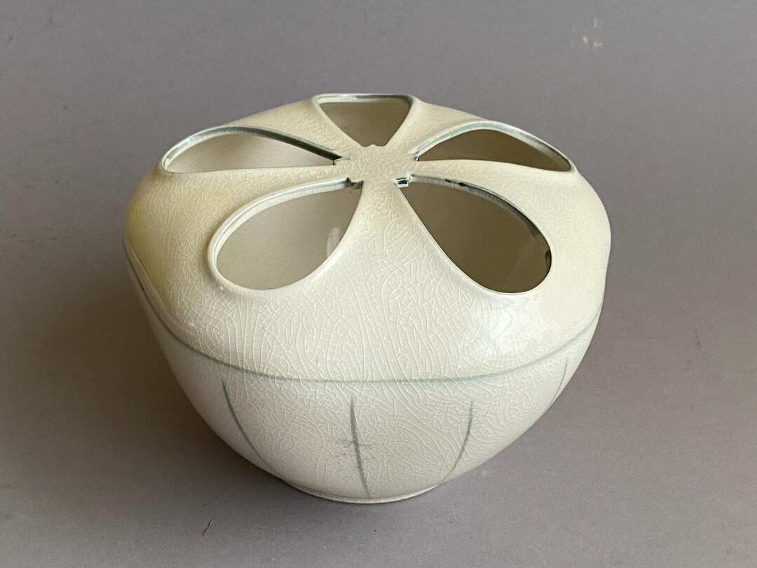Tulip Flower Vase, White Dutch Art Vase, Modern Dutch Design Tulip Vase ...