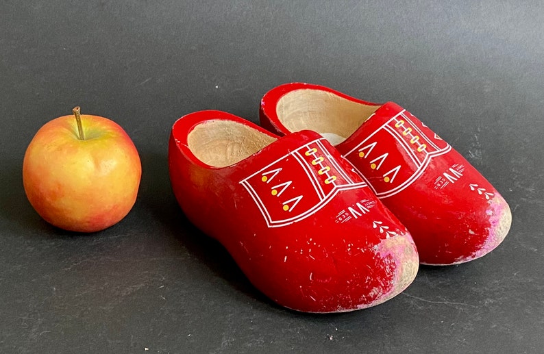 Dutch Wooden Holland Shoes, Traditional Footwear Clogs Slippers Wooden ...