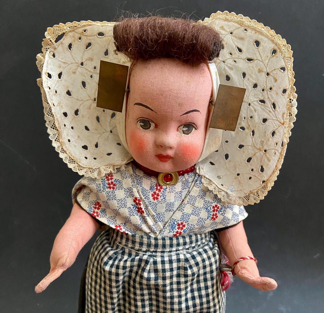 Stunning 1950s Dutch Folk Costume Figurine – Traditional Zeeland Outfit ...