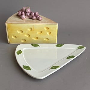Cheese Dome | Elegant Cheese Cover, Hand-painted Dutch Design, Perfect ...