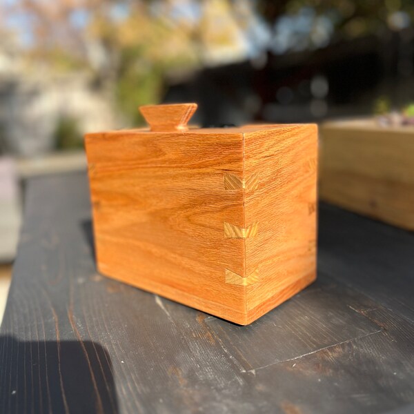 Dovetail Box - Etsy