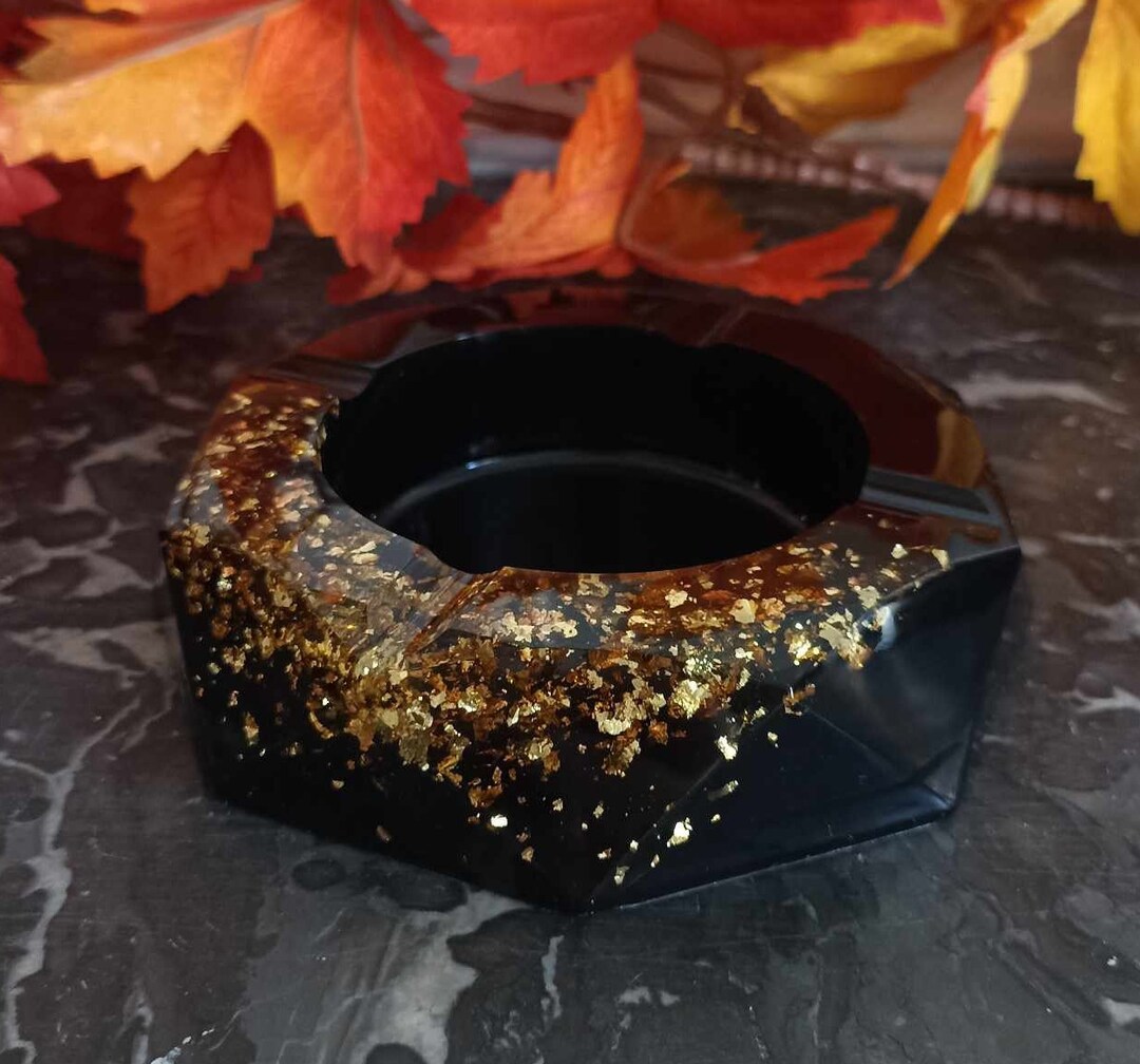 Ashtray Design Epoxy Resin Color Black and Transparent / Gold Leaf - Etsy