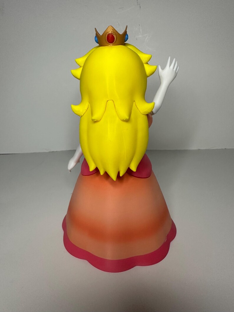 3D Printed Princess Peach Figure – Video Game Inspired Collectible Toy ...