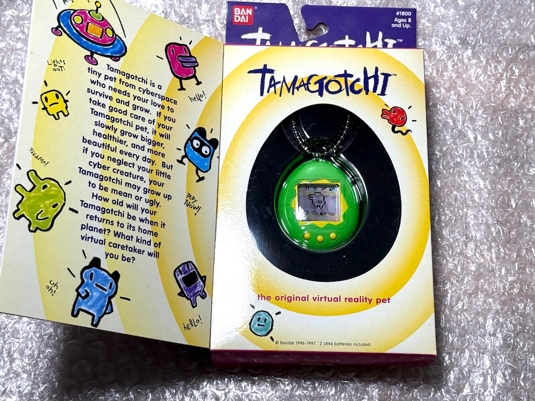 Vintage BANDAI 1996-97 Tamagotchi First GENERATION GREEN New Factory ...